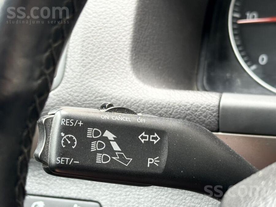 Melns Volkswagen Touran 2007 Jelgava, ar dzinēja tilpumu 2.00 L un nobraukumu 337 tūkst. km par 3450 €, foto 17 vietnē AUTOMOTO.COM.LV