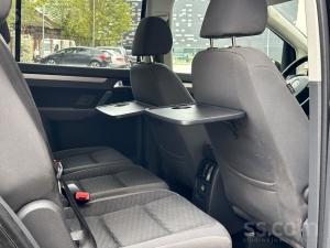 Melns Volkswagen Touran 2007 Jelgava, ar dzinēja tilpumu 2.00 L un nobraukumu 337 tūkst. km par 3450 €, foto 20 vietnē AUTOMOTO.COM.LV