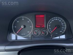 Черный Фольксваген Туран 2007 в Цесис, объемом двигателя 2.00 л и пробегом 299 тыс. км за 2950 €, фото 10 на AUTOMOTO.COM.LV