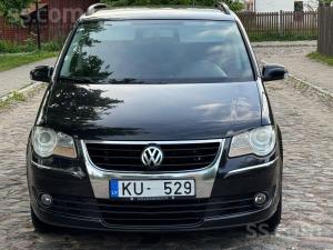 Black Volkswagen Touran 2007 in Jelgava, with an engine capacity of 1.90 L and mileage of 348 thousand km for 2150 €, photo  on AUTOMOTO.COM.LV
