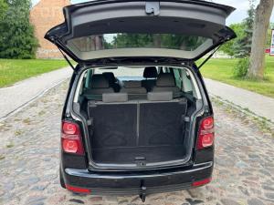 Black Volkswagen Touran 2007 in Jelgava, with an engine capacity of 1.90 L and mileage of 348 thousand km for 2150 €, photo 8 on AUTOMOTO.COM.LV