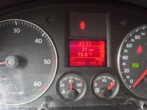 Black Volkswagen Touran 2007 in Panevezys, with an engine capacity of 1.97 L and mileage of 271 thousand km for 2700 €, photo 7 on AUTOMOTO.COM.LV