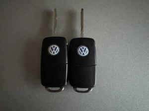 Black Volkswagen Touran 2007 in Riga, with an engine capacity of 2.00 L and mileage of 220 thousand km for 2990 €, photo 29 on AUTOMOTO.COM.LV