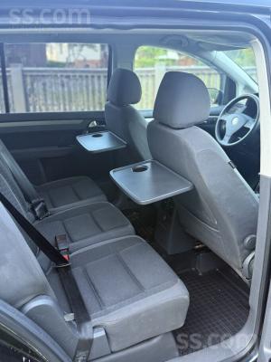 Melns Volkswagen Touran 2007 Kuldīga, ar dzinēja tilpumu 1.90 L un nobraukumu 388 tūkst. km par 2800 €, foto 8 vietnē AUTOMOTO.COM.LV