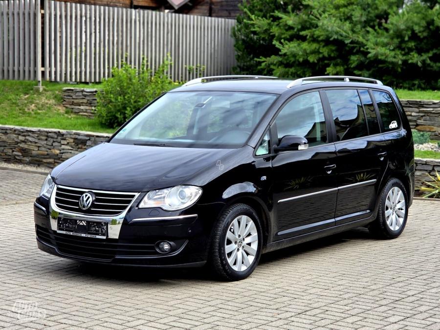 Black Volkswagen Touran 2007 in Vilnius, with an engine capacity of 2.00 L and mileage of 334 thousand km for 3200 €, photo 13 on AUTOMOTO.COM.LV