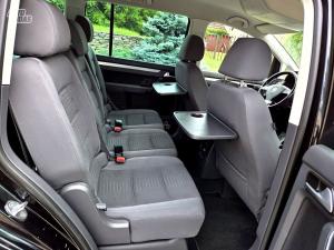 Black Volkswagen Touran 2007 in Vilnius, with an engine capacity of 2.00 L and mileage of 334 thousand km for 3200 €, photo 19 on AUTOMOTO.COM.LV
