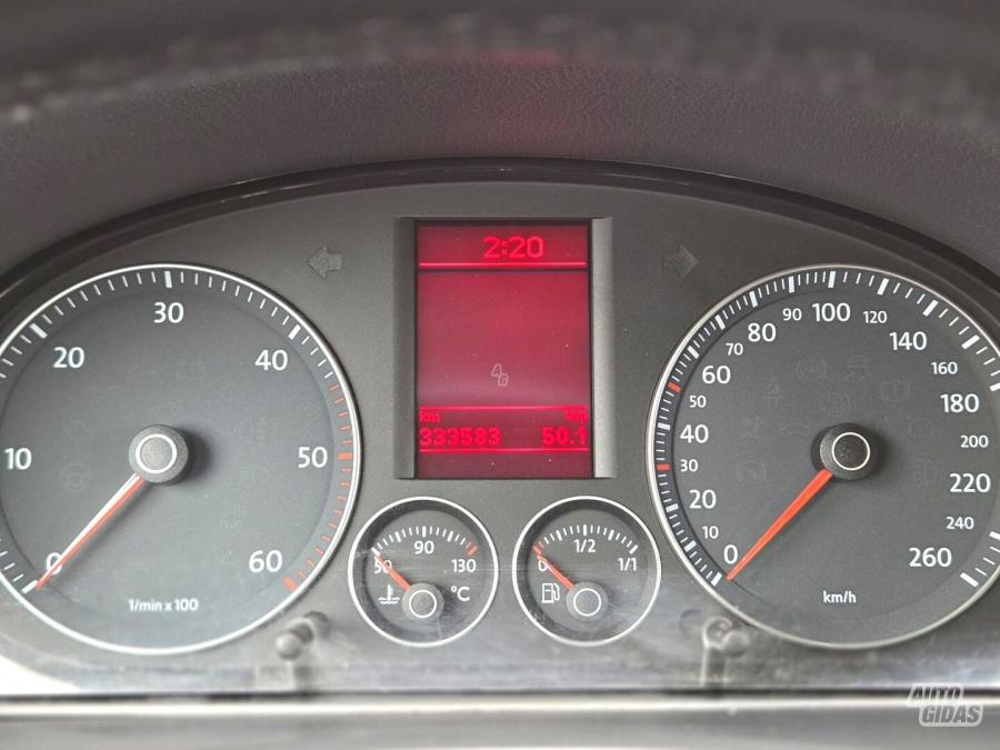 Black Volkswagen Touran 2007 in Vilnius, with an engine capacity of 2.00 L and mileage of 334 thousand km for 3200 €, photo 25 on AUTOMOTO.COM.LV