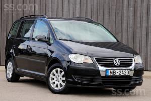 Melns Volkswagen Touran 2007 Tukums, ar dzinēja tilpumu 1.90 L un nobraukumu 350 tūkst. km par 1850 €, foto 1 vietnē AUTOMOTO.COM.LV