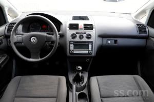 Melns Volkswagen Touran 2007 Tukums, ar dzinēja tilpumu 1.90 L un nobraukumu 350 tūkst. km par 1850 €, foto 6 vietnē AUTOMOTO.COM.LV