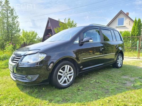 Черный Фольксваген Туран 2007 в Даугавпилс, объемом двигателя 1.90 л и пробегом 233 тыс. км за 3150 €, фото 7 на AUTOMOTO.COM.LV