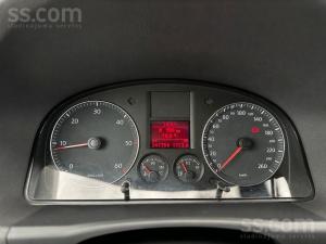 Черный Фольксваген Туран 2007 в Елгава, объемом двигателя 1.90 л и пробегом 0 тыс. км за 2150 €, фото 18 на AUTOMOTO.COM.LV