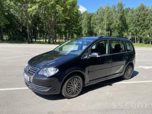 Черный Фольксваген Туран 2007 в Алуксне, объемом двигателя 1.90 л и пробегом 453 тыс. км за 890 €, фото 10 на AUTOMOTO.COM.LV