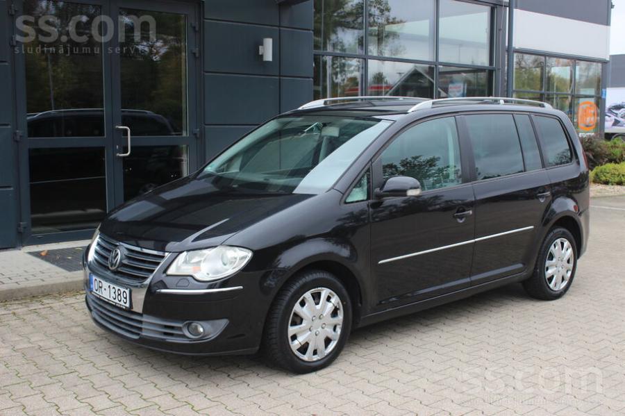 Melns Volkswagen Touran 2007 Dobele, ar dzinēja tilpumu 2.00 L un nobraukumu 251 tūkst. km par 4300 €, foto 3 vietnē AUTOMOTO.COM.LV