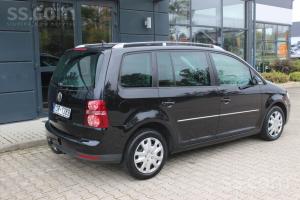 Melns Volkswagen Touran 2007 Dobele, ar dzinēja tilpumu 2.00 L un nobraukumu 251 tūkst. km par 4300 €, foto 6 vietnē AUTOMOTO.COM.LV