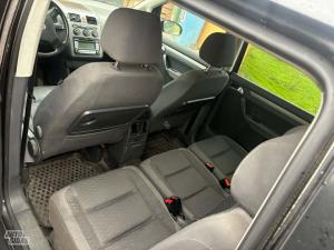 Black Volkswagen Touran 2007 in Kaunas, with an engine capacity of 1.90 L and mileage of 362 thousand km for 1000 €, photo 8 on AUTOMOTO.COM.LV