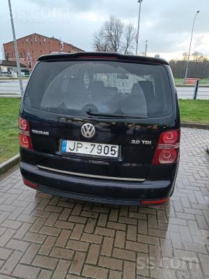 Black Volkswagen Touran 2008 in Liepaja, with an engine capacity of 2.00 L and mileage of 327 thousand km for 3000 €, photo  on AUTOMOTO.COM.LV