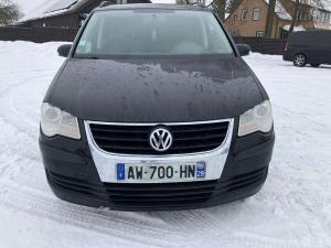 Melns Volkswagen Touran 2008 Tauragė, ar dzinēja tilpumu 1.90 L un nobraukumu 323 tūkst. km par 3100 €, foto 8 vietnē AUTOMOTO.COM.LV