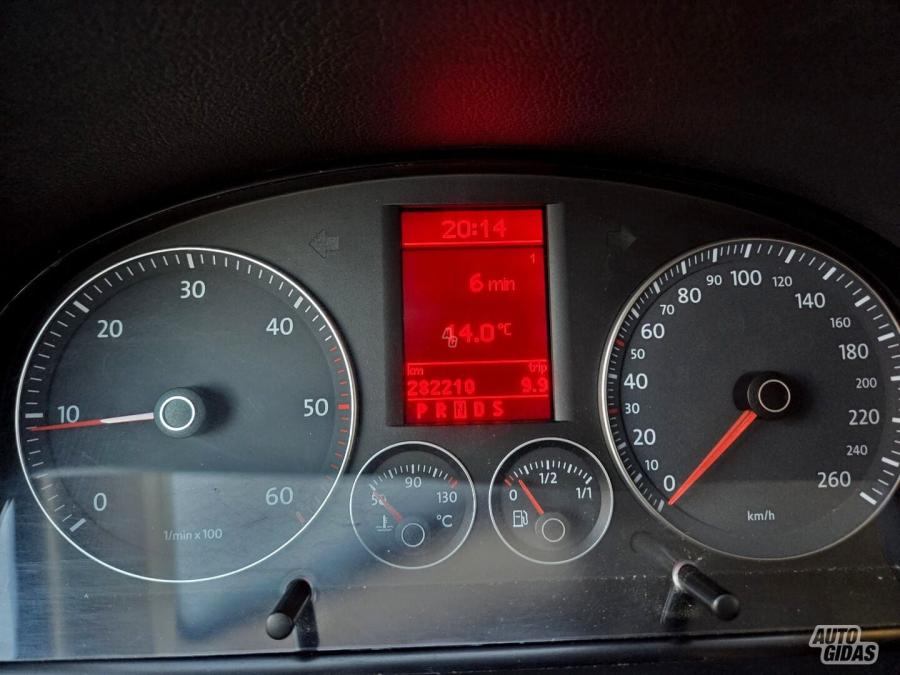 Black Volkswagen Touran 2008 in Vilnius, with an engine capacity of 2.00 L and mileage of 282 thousand km for 3400 €, photo 27 on AUTOMOTO.COM.LV