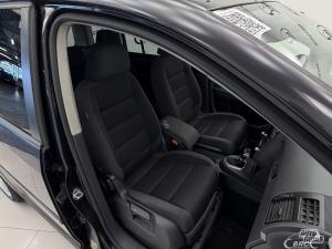 Черный Фольксваген Туран 2008 в Авиженяй, объемом двигателя 1.90 л и пробегом 301 тыс. км за 3000 €, фото 8 на AUTOMOTO.COM.LV