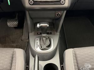 Черный Фольксваген Туран 2008 в Авиженяй, объемом двигателя 1.90 л и пробегом 301 тыс. км за 3000 €, фото 17 на AUTOMOTO.COM.LV
