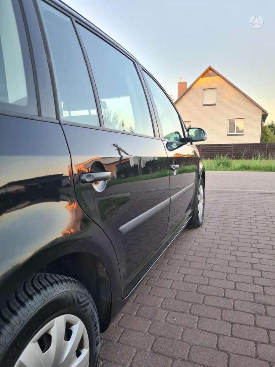 Melns Volkswagen Touran 2008 Kaišiadorys, ar dzinēja tilpumu 1.90 L un nobraukumu 266 tūkst. km par 2999 €, foto 15 vietnē AUTOMOTO.COM.LV