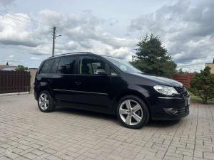 Melns Volkswagen Touran 2008 Marijampole, ar dzinēja tilpumu 1.97 L un nobraukumu 232 tūkst. km par 4900 €, foto 6 vietnē AUTOMOTO.COM.LV