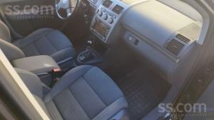 Melns Volkswagen Touran 2008 Daugavpils, ar dzinēja tilpumu 2.00 L un nobraukumu 0 tūkst. km par 3800 €, foto 7 vietnē AUTOMOTO.COM.LV