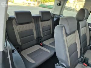 Melns Volkswagen Touran 2008 Mažeikiai, ar dzinēja tilpumu 2.00 L un nobraukumu 295 tūkst. km par 4350 €, foto 16 vietnē AUTOMOTO.COM.LV