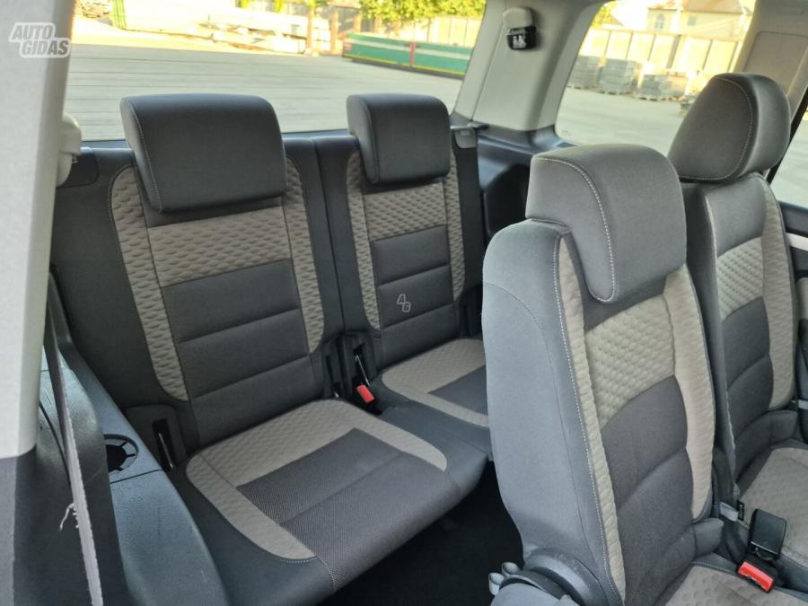 Melns Volkswagen Touran 2008 Mažeikiai, ar dzinēja tilpumu 2.00 L un nobraukumu 295 tūkst. km par 4350 €, foto 16 vietnē AUTOMOTO.COM.LV