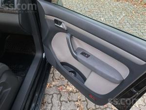 Melns Volkswagen Touran 2008 Valmiera, ar dzinēja tilpumu 1.90 L un nobraukumu 282 tūkst. km par 3500 €, foto 11 vietnē AUTOMOTO.COM.LV
