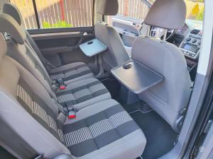 Melns Volkswagen Touran 2009 Marijampole, ar dzinēja tilpumu 1.90 L un nobraukumu 139 tūkst. km par 3599 €, foto 21 vietnē AUTOMOTO.COM.LV