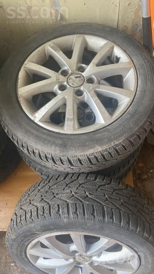 Melns Volkswagen Touran 2009 Daugavpils, ar dzinēja tilpumu 1.90 L un nobraukumu 260 tūkst. km par 3500 €, foto 16 vietnē AUTOMOTO.COM.LV