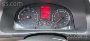 Black Volkswagen Touran 2009 in Riga, with an engine capacity of 1.40 L and mileage of 230 thousand km for 3850 €, photo 18 on AUTOMOTO.COM.LV