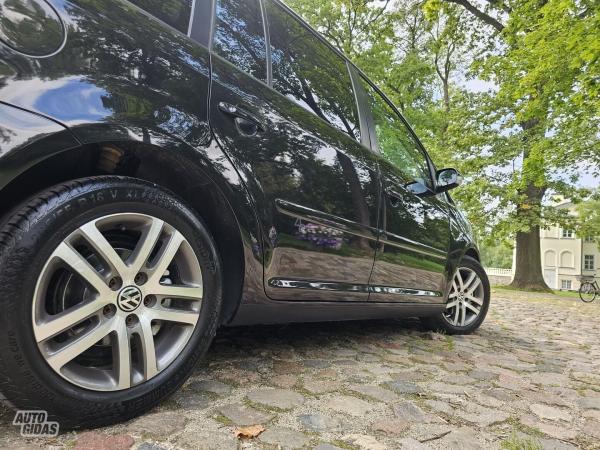 Melns Volkswagen Touran 2009 Kauņa, ar dzinēja tilpumu 2.00 L un nobraukumu 335 tūkst. km par 3300 €, foto 7 vietnē AUTOMOTO.COM.LV