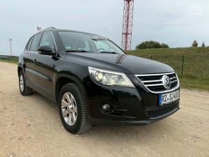 Melns Volkswagen Touran 2009 Mažeikiai, ar dzinēja tilpumu 2.00 L un nobraukumu 174 tūkst. km par 6200 €, foto 14 vietnē AUTOMOTO.COM.LV