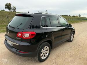 Melns Volkswagen Touran 2009 Mažeikiai, ar dzinēja tilpumu 2.00 L un nobraukumu 174 tūkst. km par 6200 €, foto 18 vietnē AUTOMOTO.COM.LV