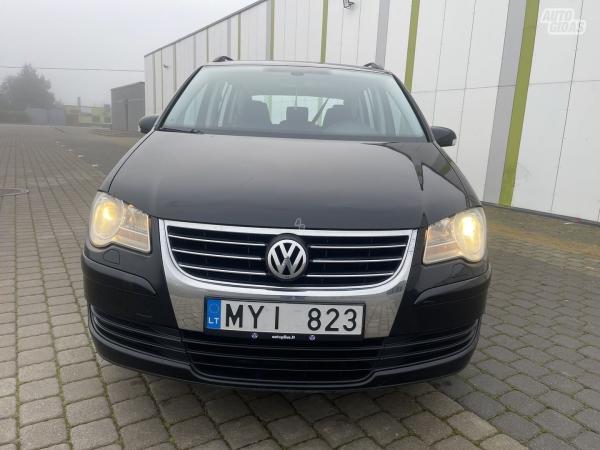 Melns Volkswagen Touran 2009 Raseiniai, ar dzinēja tilpumu 1.90 L un nobraukumu 330 tūkst. km par 1950 €, foto 7 vietnē AUTOMOTO.COM.LV