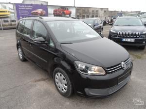 Black Volkswagen Touran 2010 in Klaipeda, with an engine capacity of 1.60 L and mileage of 210 thousand km for 4999 €, photo  on AUTOMOTO.COM.LV