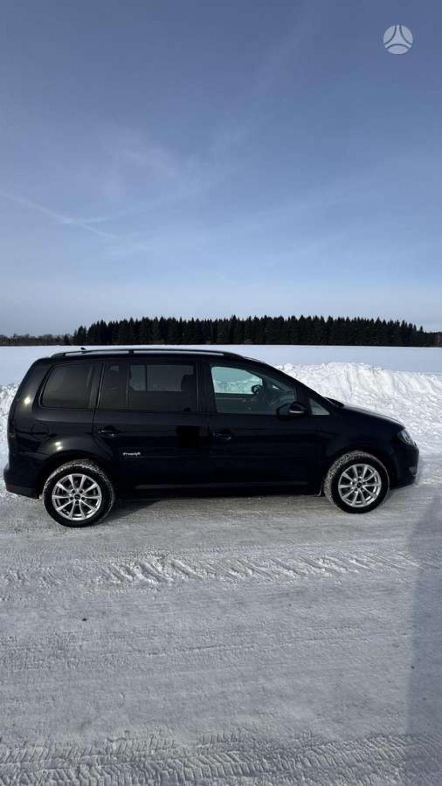 Melns Volkswagen Touran 2010 Biržai, ar dzinēja tilpumu 1.39 L un nobraukumu 215 tūkst. km par 3200 €, foto 2 vietnē AUTOMOTO.COM.LV