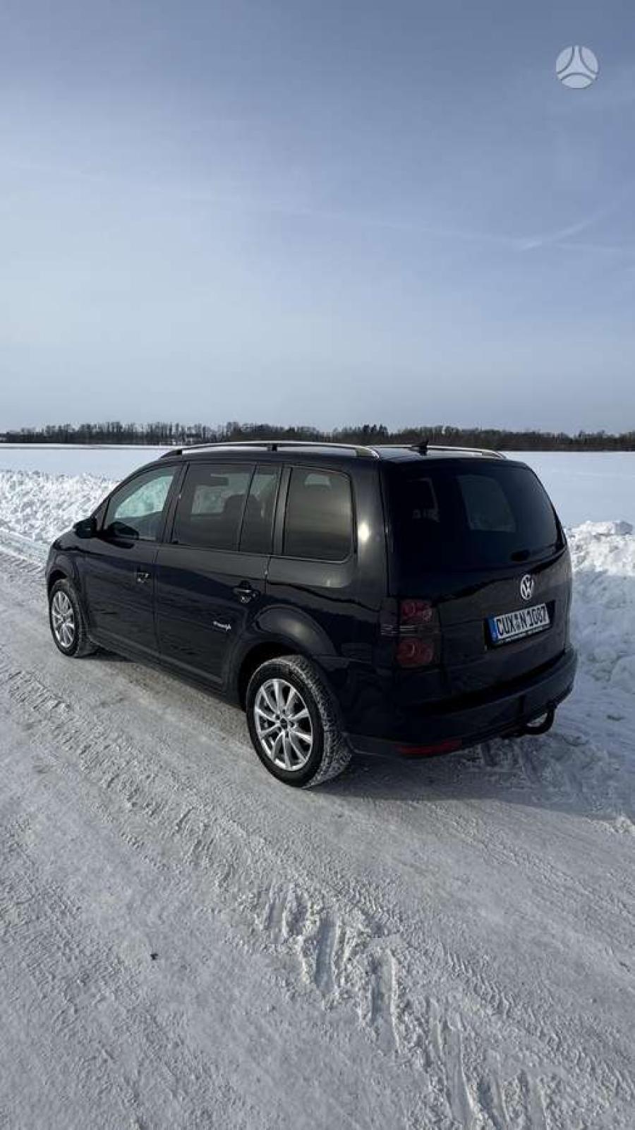 Melns Volkswagen Touran 2010 Biržai, ar dzinēja tilpumu 1.39 L un nobraukumu 215 tūkst. km par 3200 €, foto 8 vietnē AUTOMOTO.COM.LV