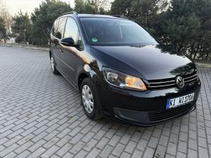 Melns Volkswagen Touran 2010 Mažeikiai, ar dzinēja tilpumu 1.60 L un nobraukumu 279 tūkst. km par 4750 €, foto  vietnē AUTOMOTO.COM.LV