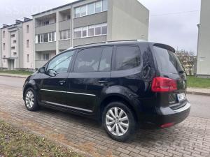 Black Volkswagen Touran 2010 in Riga, with an engine capacity of 2.00 L and mileage of 310 thousand km for 3500 €, photo 6 on AUTOMOTO.COM.LV