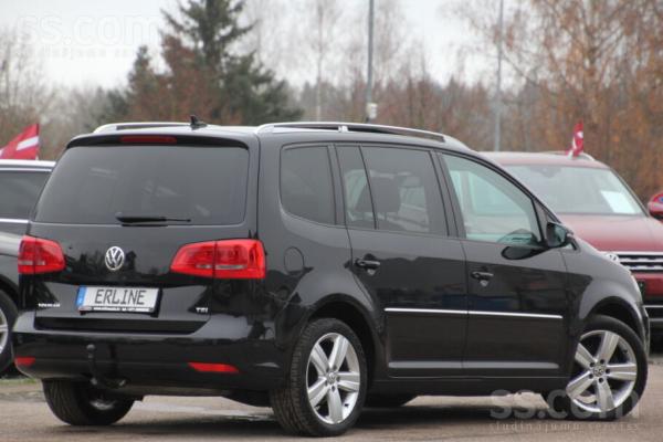 Melns Volkswagen Touran 2010 Tukums, ar dzinēja tilpumu 1.40 L un nobraukumu 235 tūkst. km par 5990 €, foto 2 vietnē AUTOMOTO.COM.LV