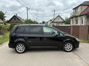 Melns Volkswagen Touran 2010 Daugavpils, ar dzinēja tilpumu 1.90 L un nobraukumu 0 tūkst. km par 4950 €, foto 7 vietnē AUTOMOTO.COM.LV