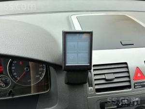 Melns Volkswagen Touran 2010 Daugavpils, ar dzinēja tilpumu 1.90 L un nobraukumu 0 tūkst. km par 4950 €, foto 18 vietnē AUTOMOTO.COM.LV
