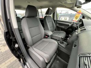 Черный Фольксваген Туран 2010 в Шяуляй, объемом двигателя 1.60 л и пробегом 254 тыс. км за 6100 €, фото 23 на AUTOMOTO.COM.LV