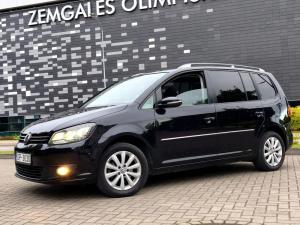 Melns Volkswagen Touran 2010 Jelgava, ar dzinēja tilpumu 1.40 L un nobraukumu 221 tūkst. km par 6990 €, foto 3 vietnē AUTOMOTO.COM.LV