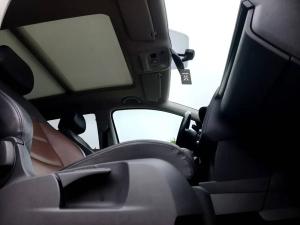 Melns Volkswagen Touran 2010 Jelgava, ar dzinēja tilpumu 1.40 L un nobraukumu 221 tūkst. km par 6990 €, foto 21 vietnē AUTOMOTO.COM.LV