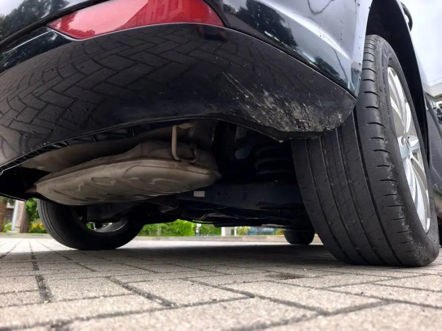 Melns Volkswagen Touran 2010 Jelgava, ar dzinēja tilpumu 1.40 L un nobraukumu 221 tūkst. km par 6990 €, foto 32 vietnē AUTOMOTO.COM.LV
