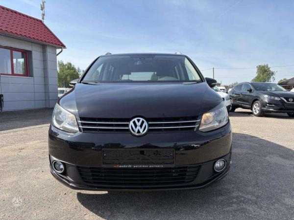Melns Volkswagen Touran 2010 Radviliškis, ar dzinēja tilpumu 1.60 L un nobraukumu 342 tūkst. km par 5650 €, foto 5 vietnē AUTOMOTO.COM.LV